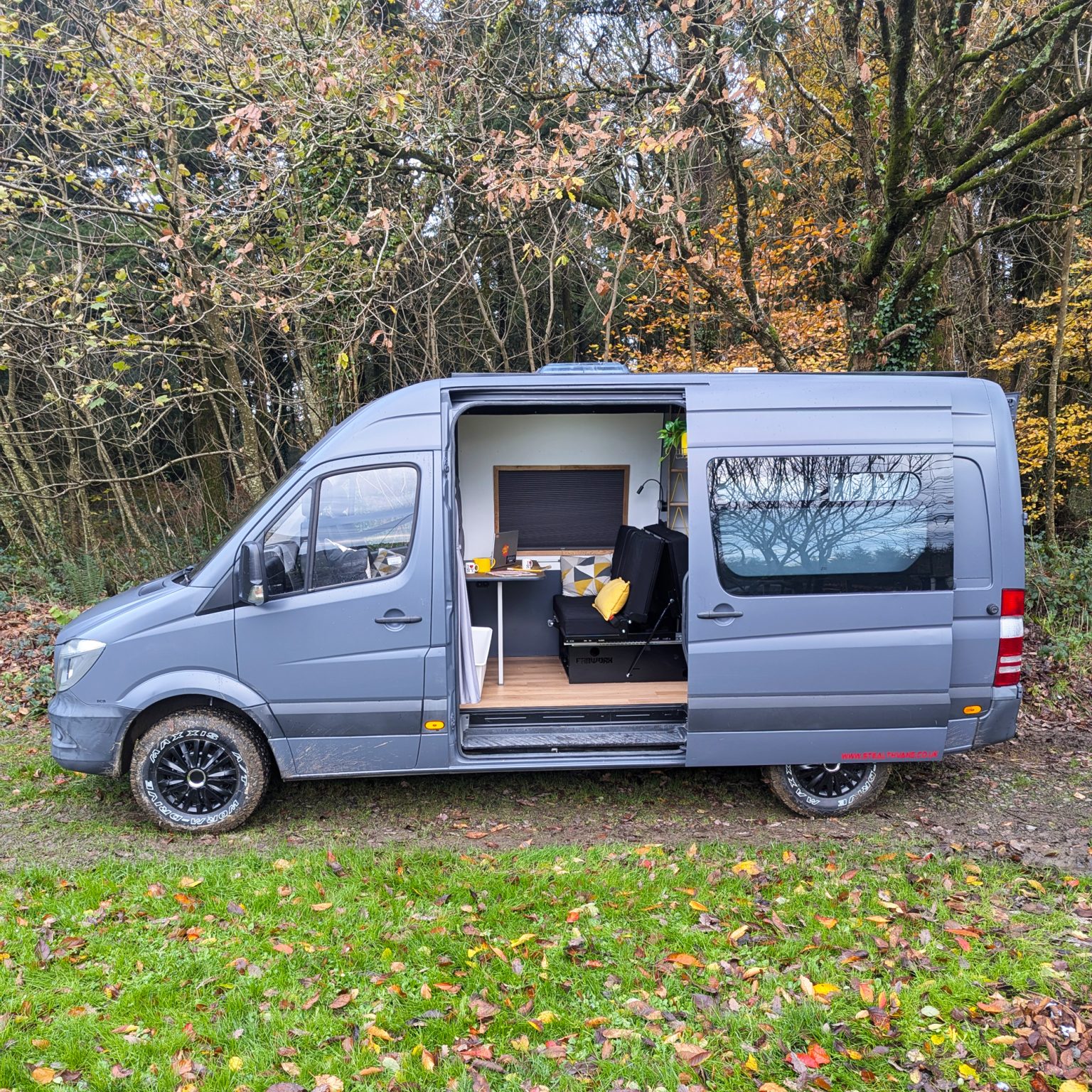 5 Berth MWB Sprinter Adventure Van – Stealth Van Crew